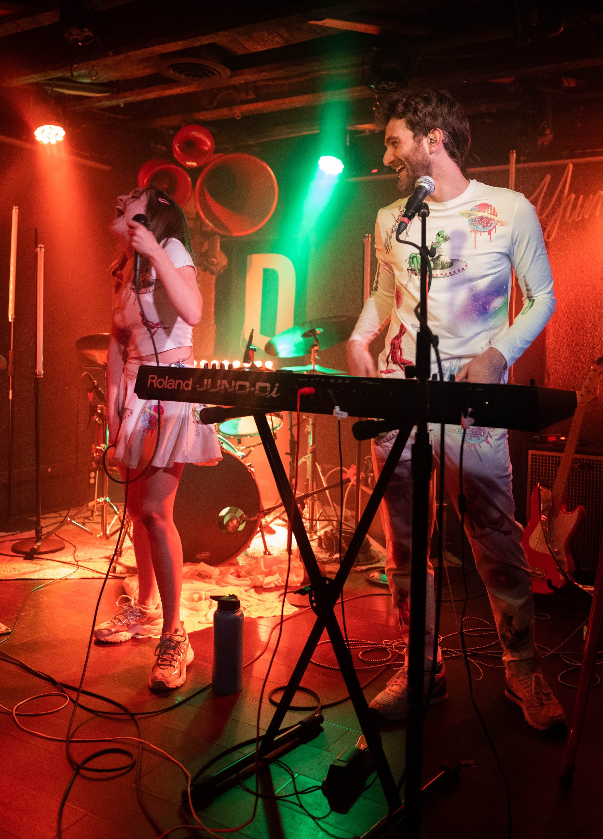 REVIEW: Magdalena Bay @ DC9 – 03/12/20 [PHOTOS] - soundazed
