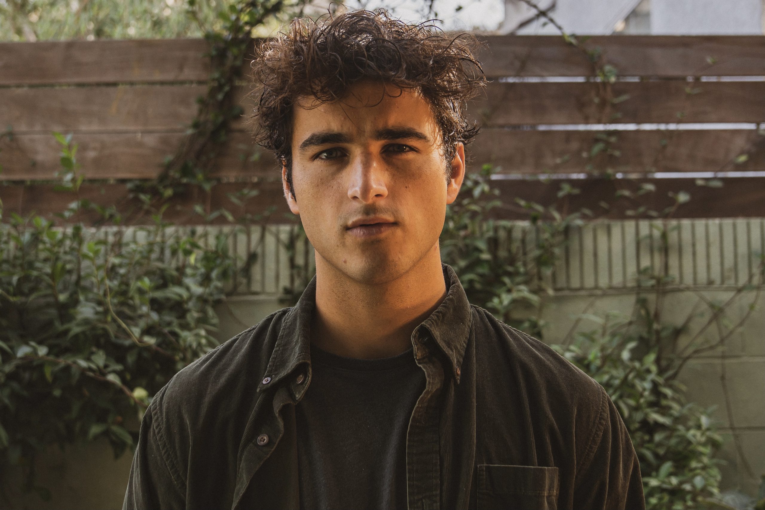 Sam MacPherson is heavy-hearted on new song, "Routine" - soundazed
