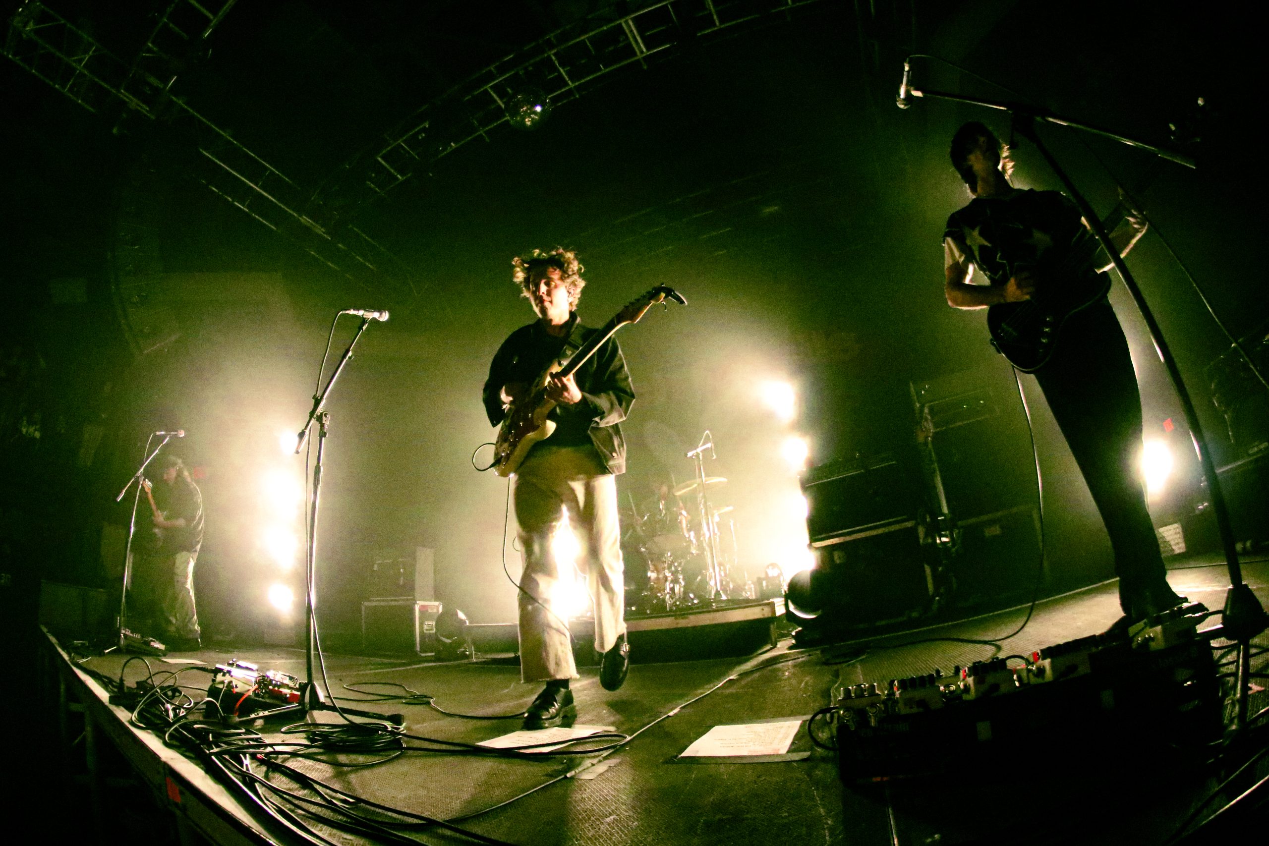 Review: Beach Fossils high energy Illuminates 930 Club [Photos] - soundazed